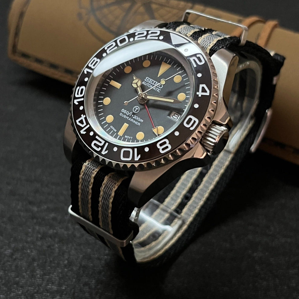 Custom SeikoVintage Milsub GMT JB Mod - 44MM - Steel 904L – KOULUOLANG